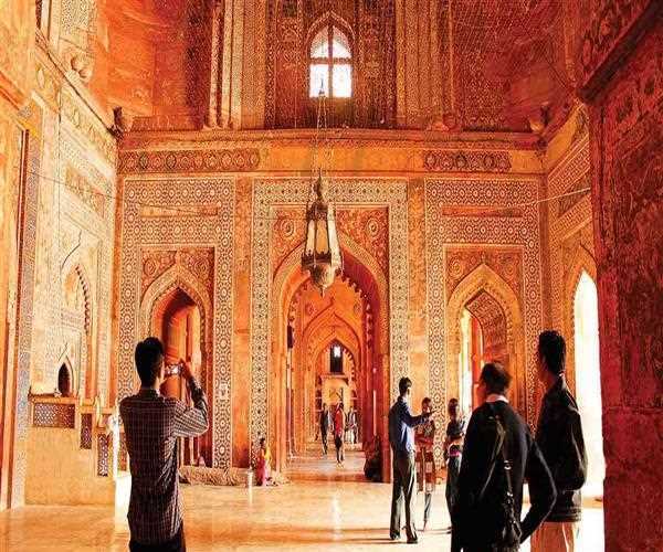 Top 9 Agra Famous Places That You Must Visit – MindStick