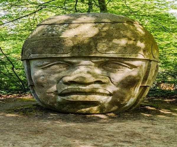 5 Most Unique Statues In The World – MindStick