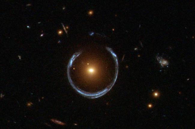 NASA's Webb Space Telescope Spotted Perfect Einstein Ring 12 Billion ...